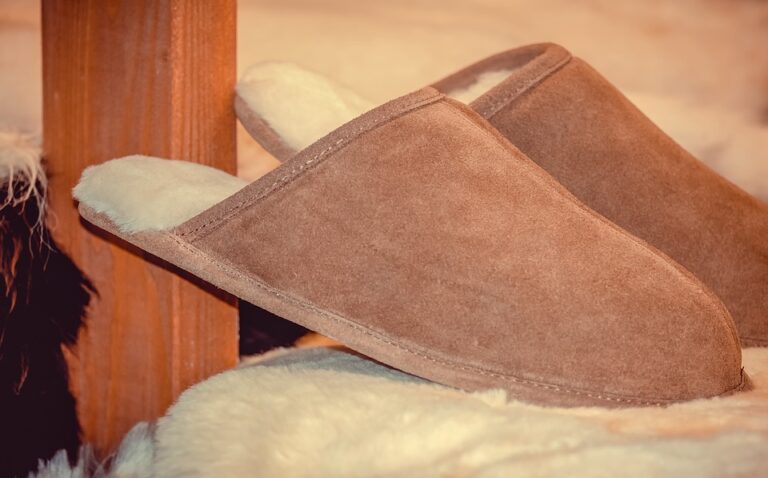What is Suede and Diffferent types of Suede Leather - The Jacket Maker