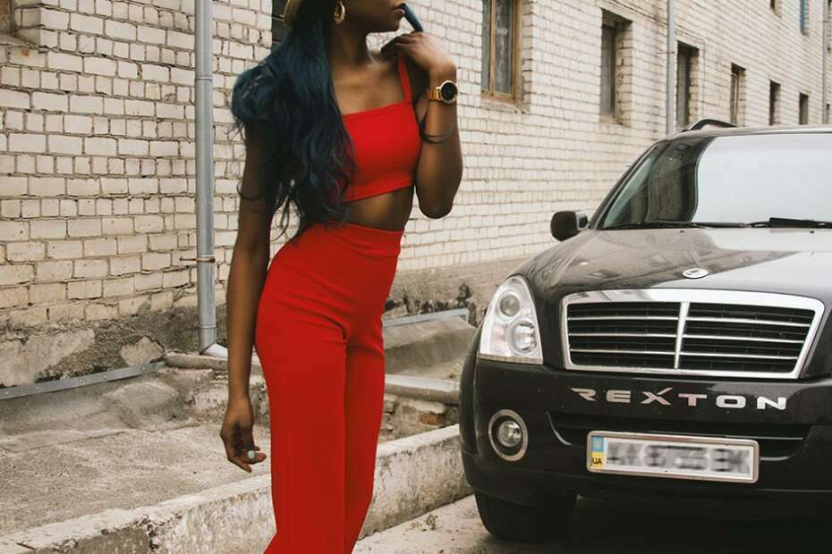 Dress Like A Top Model – Red and Black Outfits! - The Jacket Maker Blog